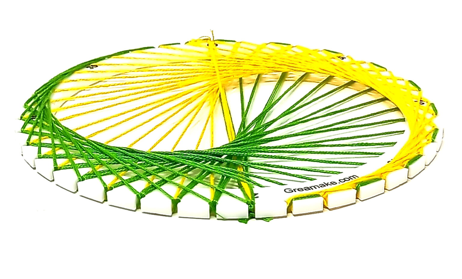 String Art - GreaMake